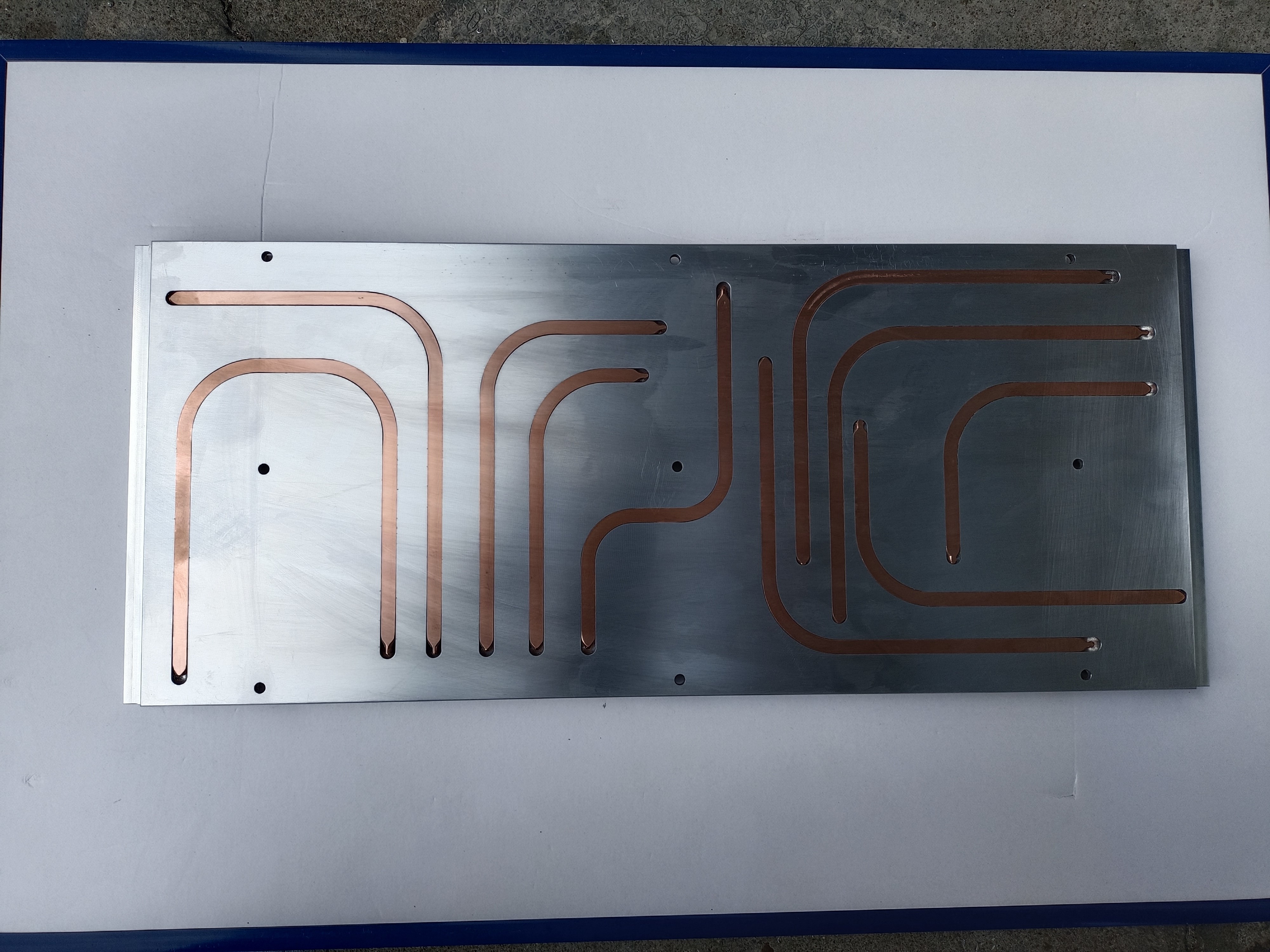 OEM Custom Heat Pipe Burried Heatsink Copper pipes Burried Aluminum ...